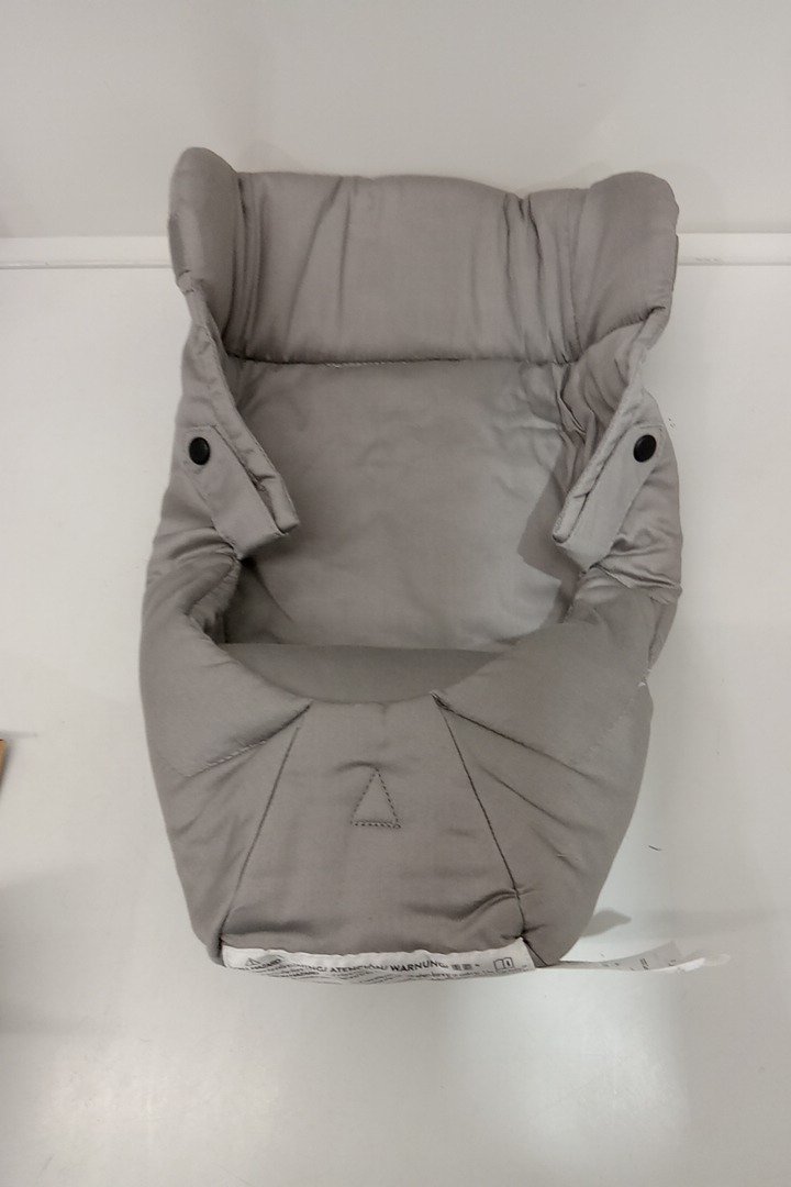 ERGOBABY EASY SNUG INFANT INSERT - N… | King of the North Auction